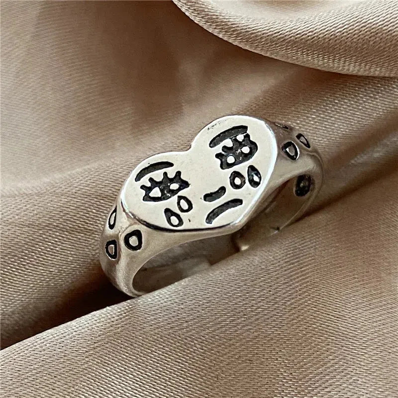 Crying Heart Ring – Litlookz Studio